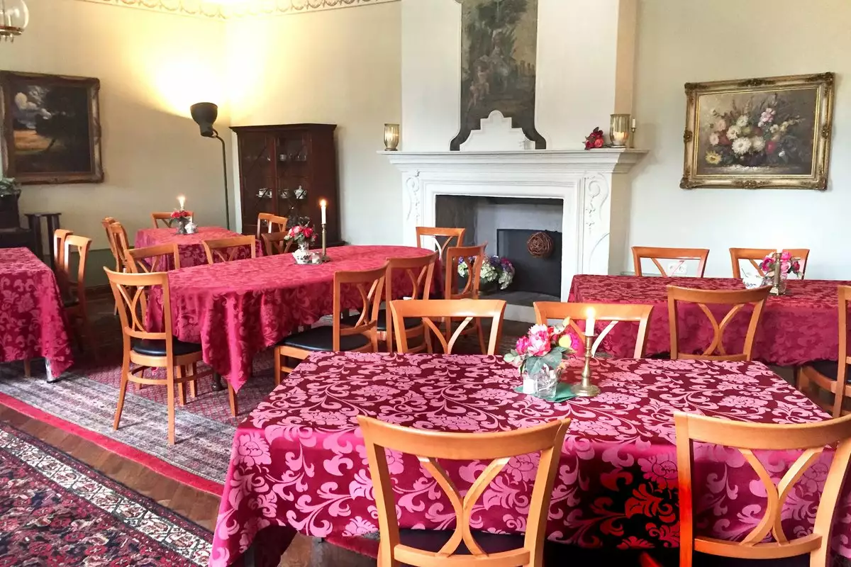 Schloss Lühburg in Walkendorf bei Gruppenunterkünfte